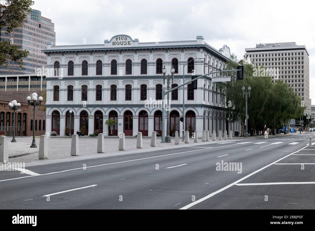 LOS ANGELES, CA/USA - MARCH 19, 2020: The historic Pico House on the ...