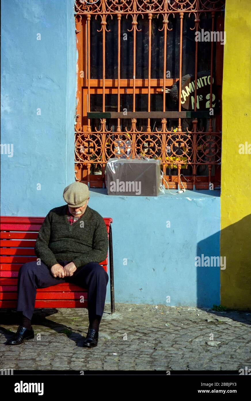 Nap time hi-res stock photography and images - Alamy