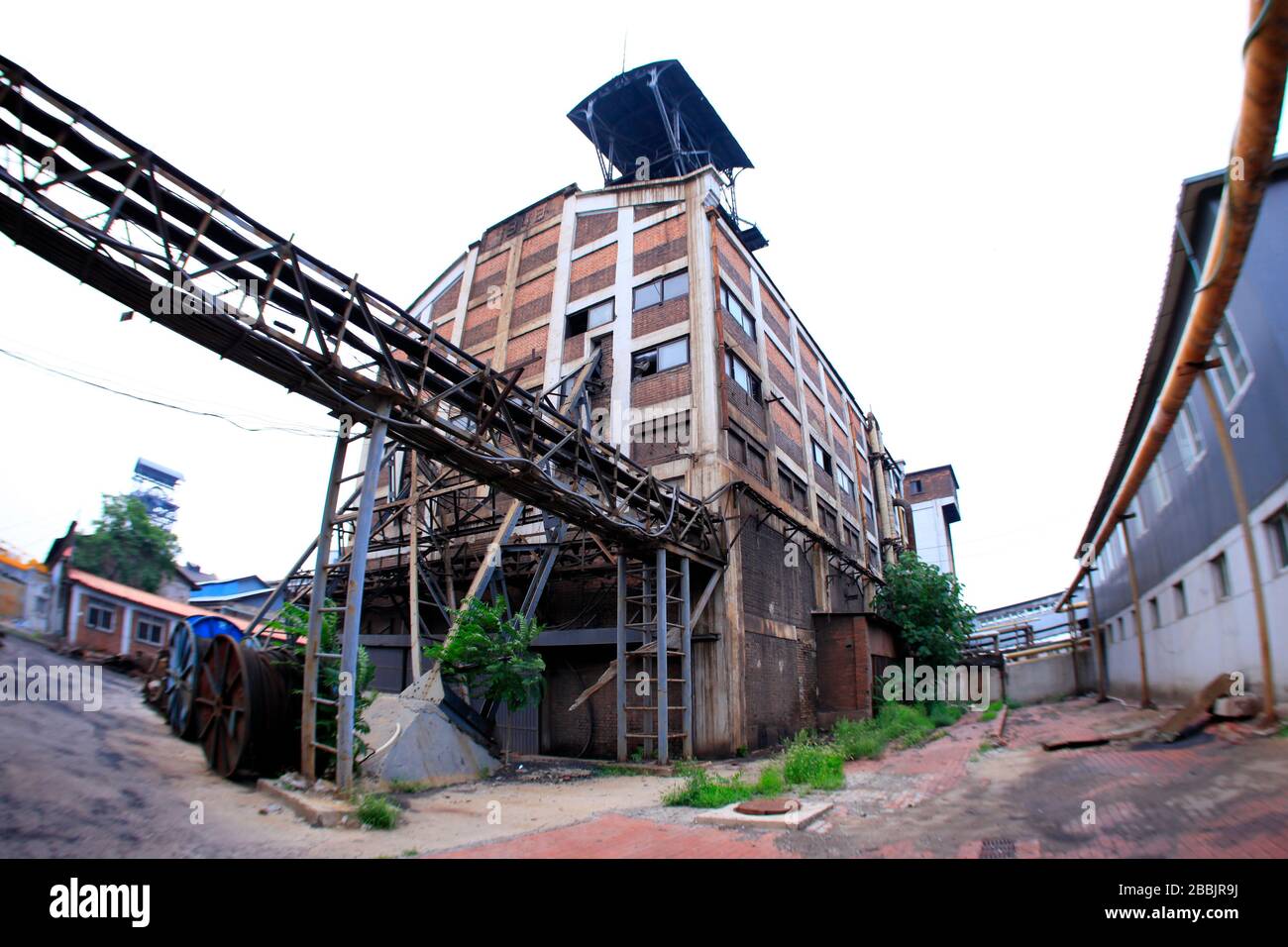 The plant and equipment of a coal mine, construction site Stock Photo ...