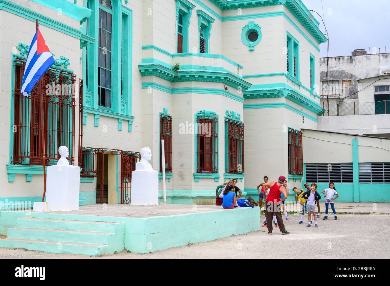 Cuba school girls hi-res stock photography and images - Alamy