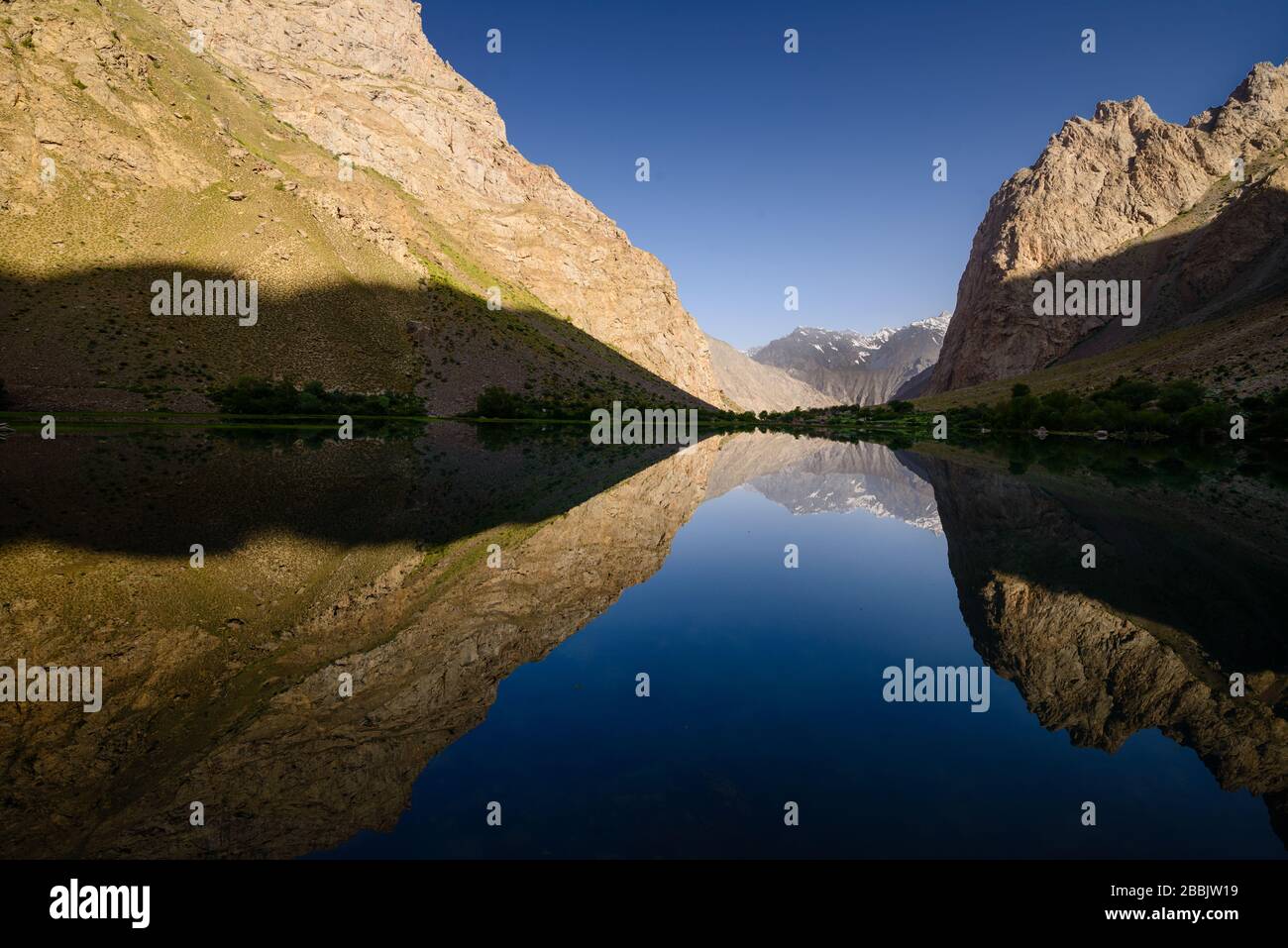 View on the Bartang valley alternative path to the Pamir Highway ...