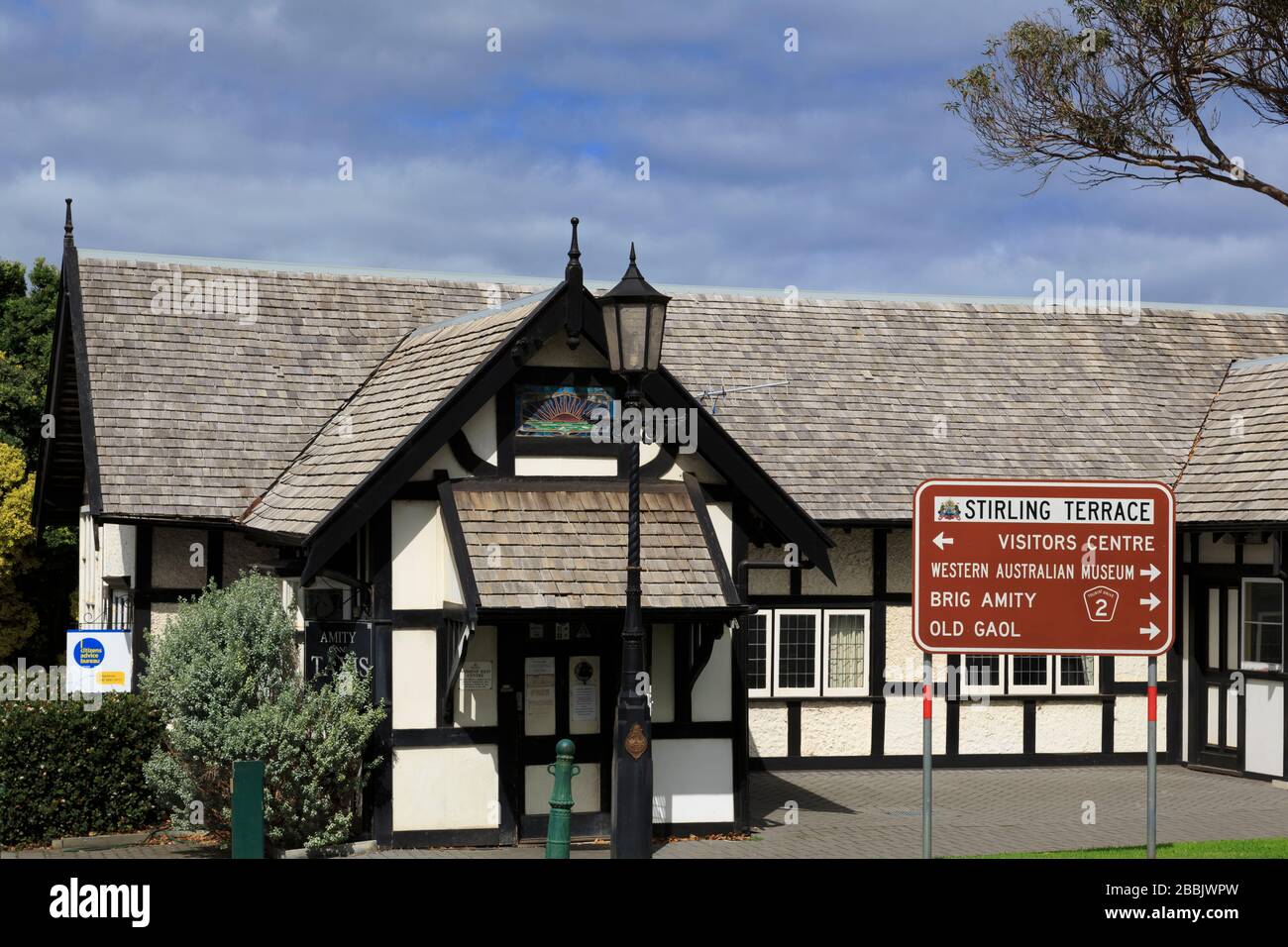 Womens rest centre hi-res stock photography and images - Alamy