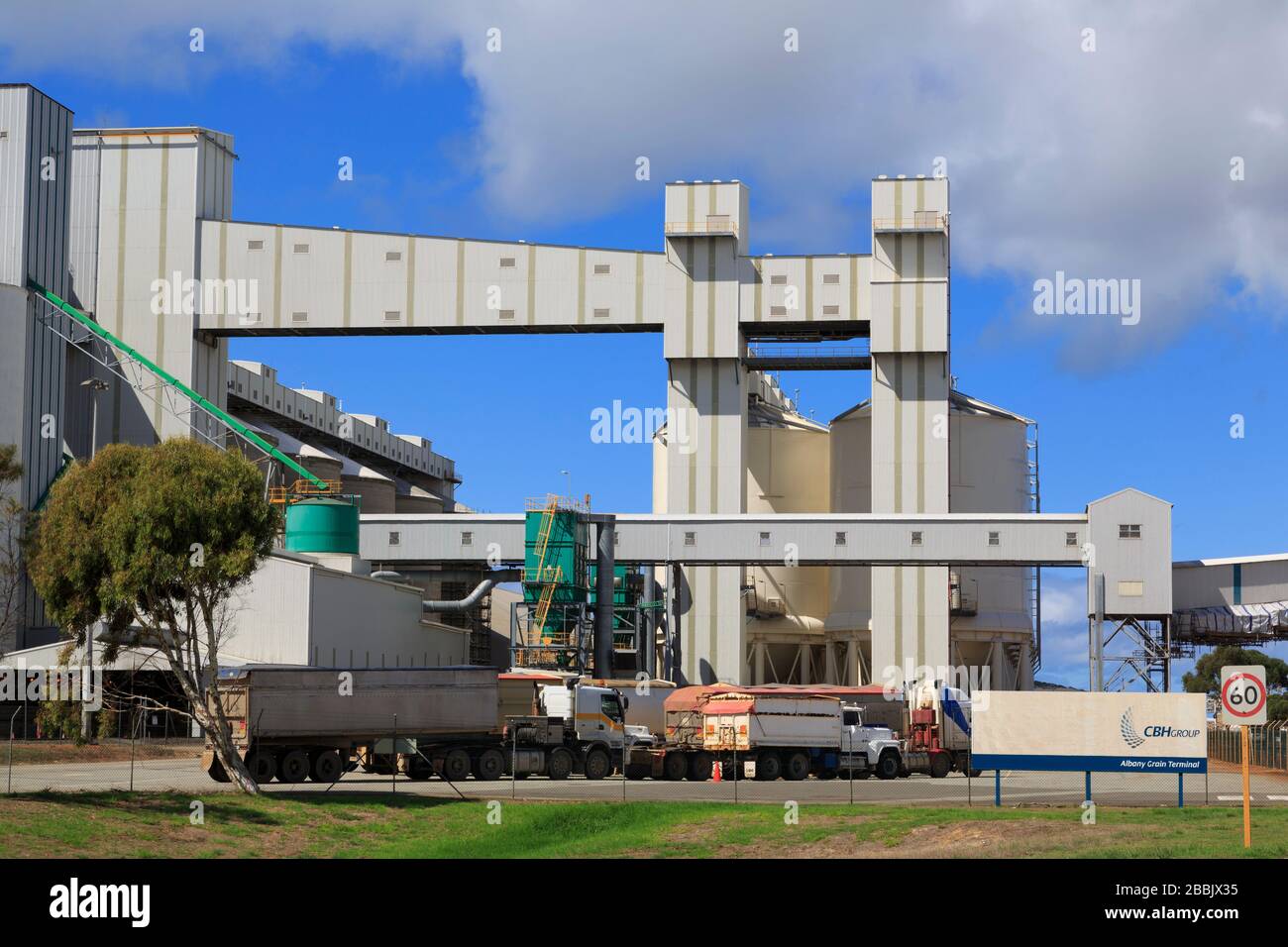 Grain terminal hi-res stock photography and images - Alamy