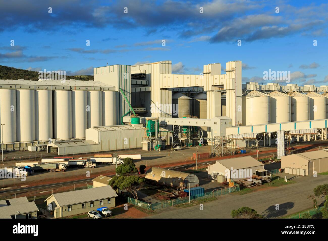 Grain export terminal hi-res stock photography and images - Alamy