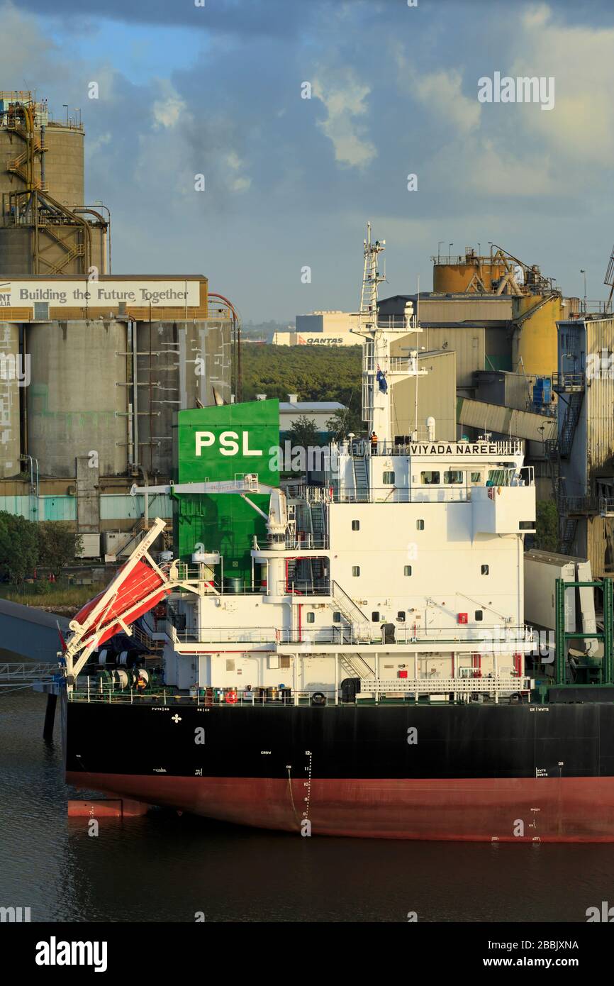 Cargo ship, Brisbane, Queensland, Australia Stock Photo - Alamy