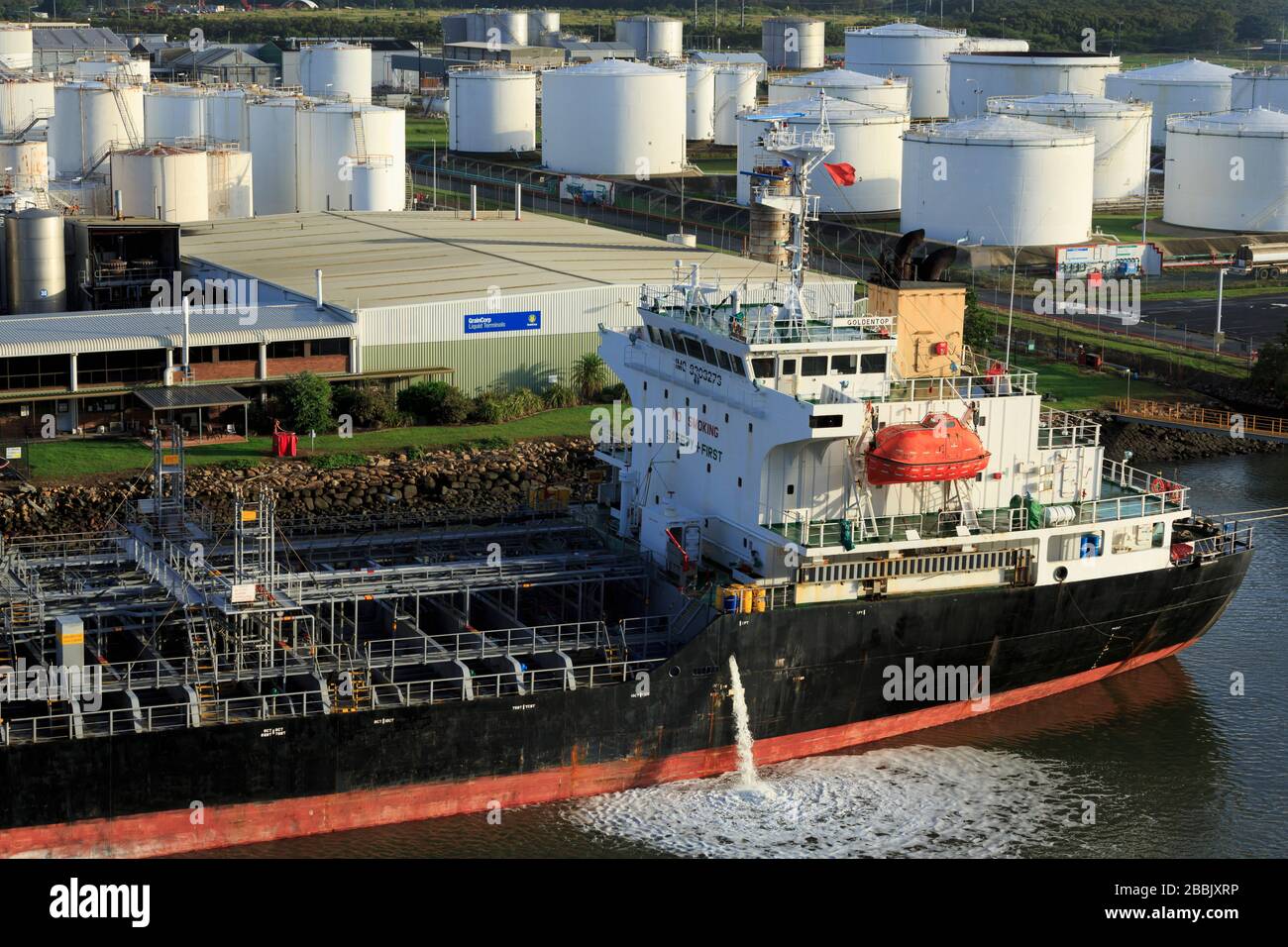 Oil tanker australia hi-res stock photography and images - Alamy