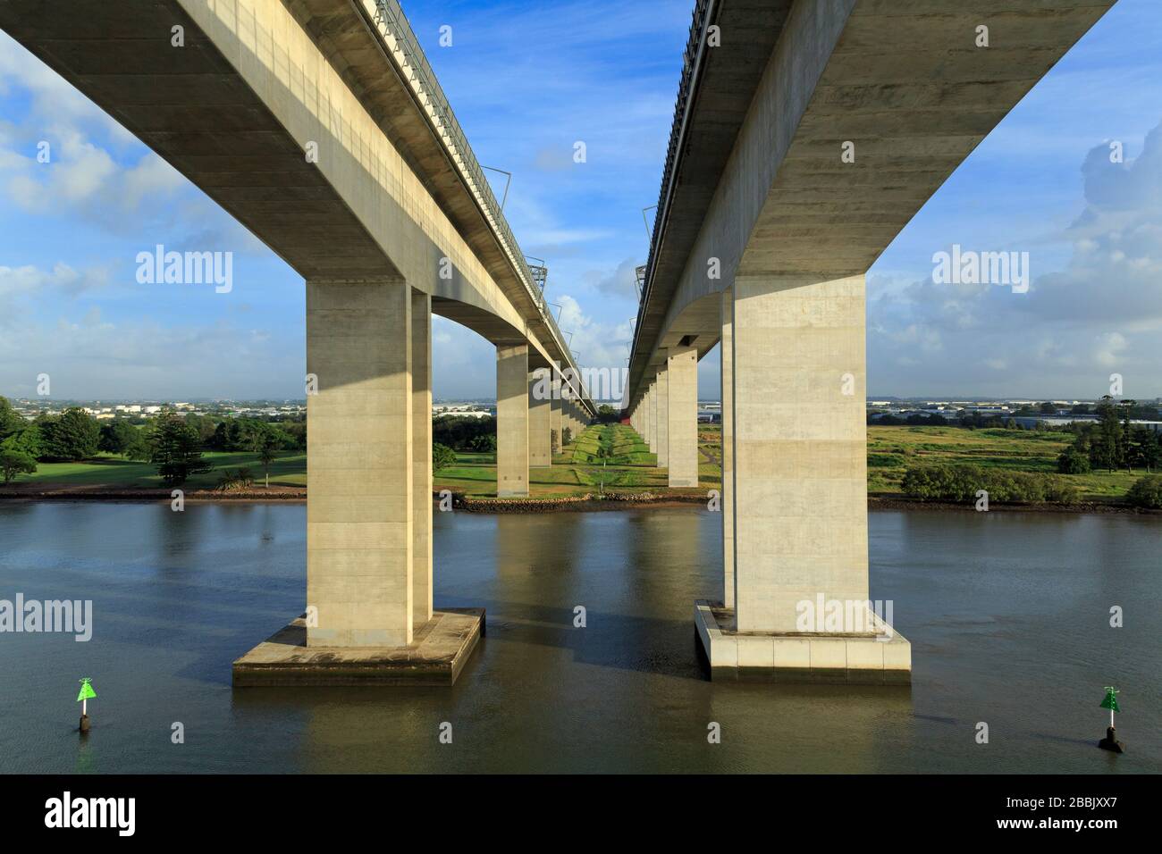 Bridge over the Brisbane River, Brisbane, Queensland, Australia Stock ...