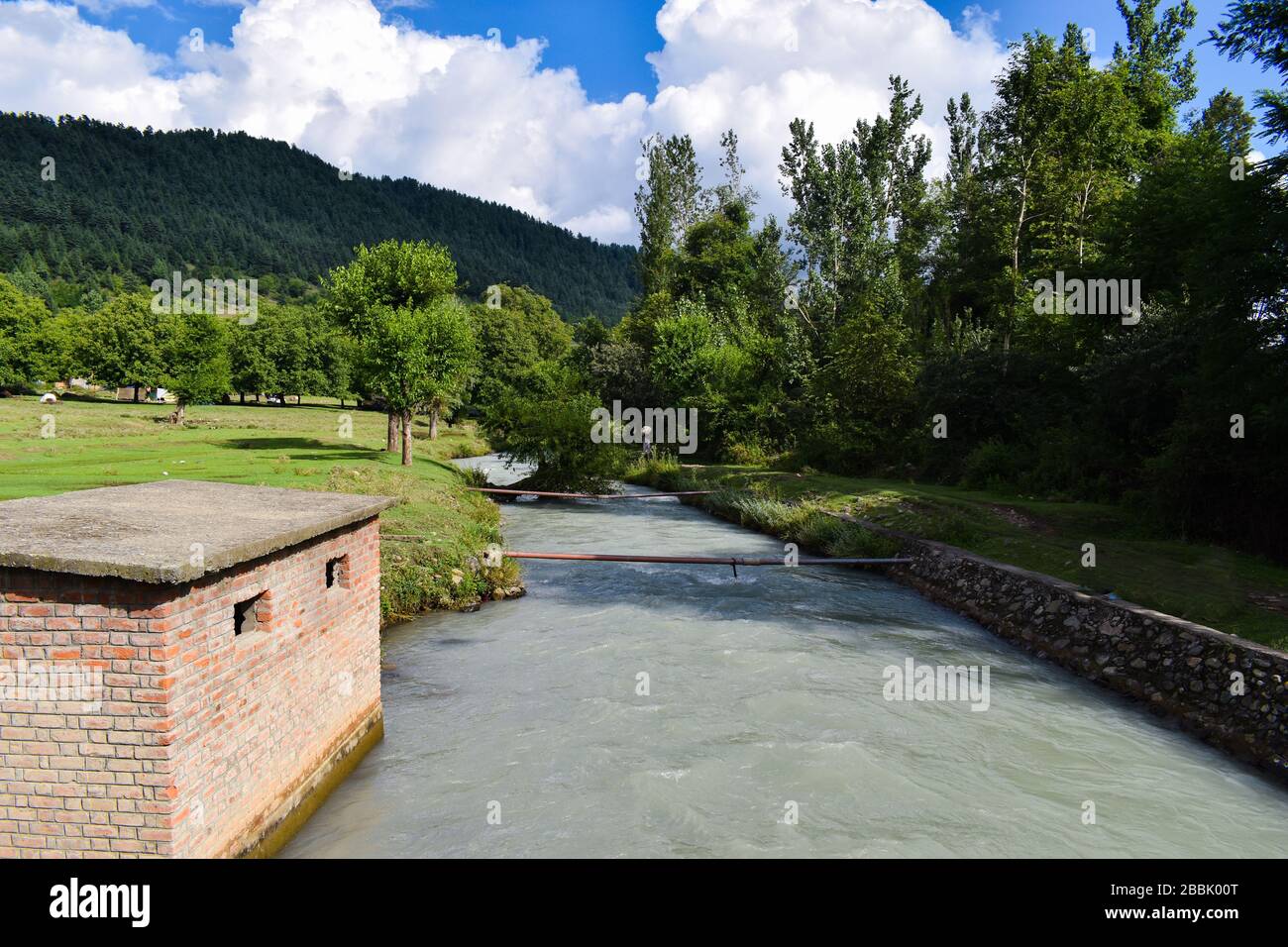 A view of a flowing Lidder river at Pahalgam Kashmir India Stock Photo ...
