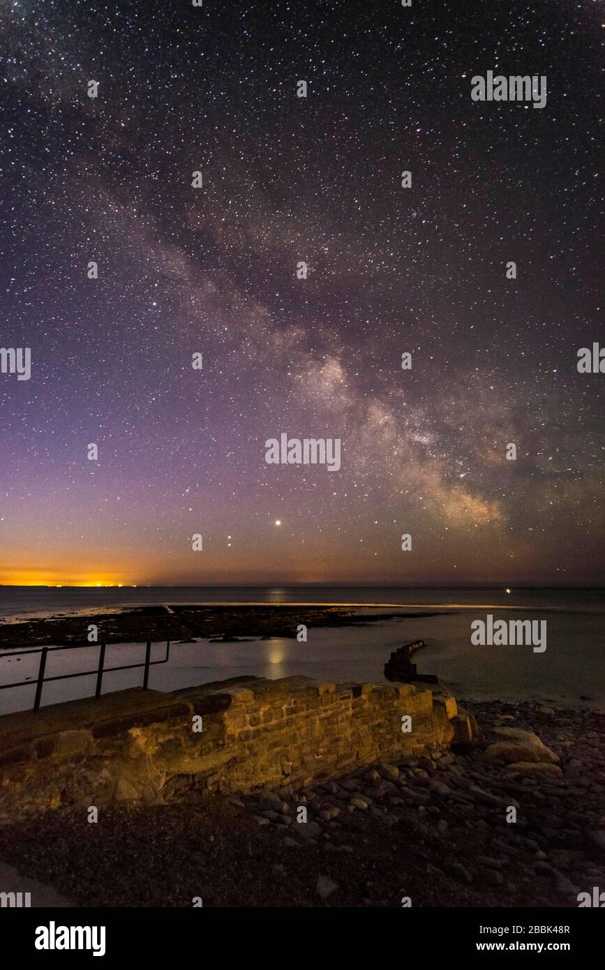 Night sky uk stars hi-res stock photography and images - Alamy
