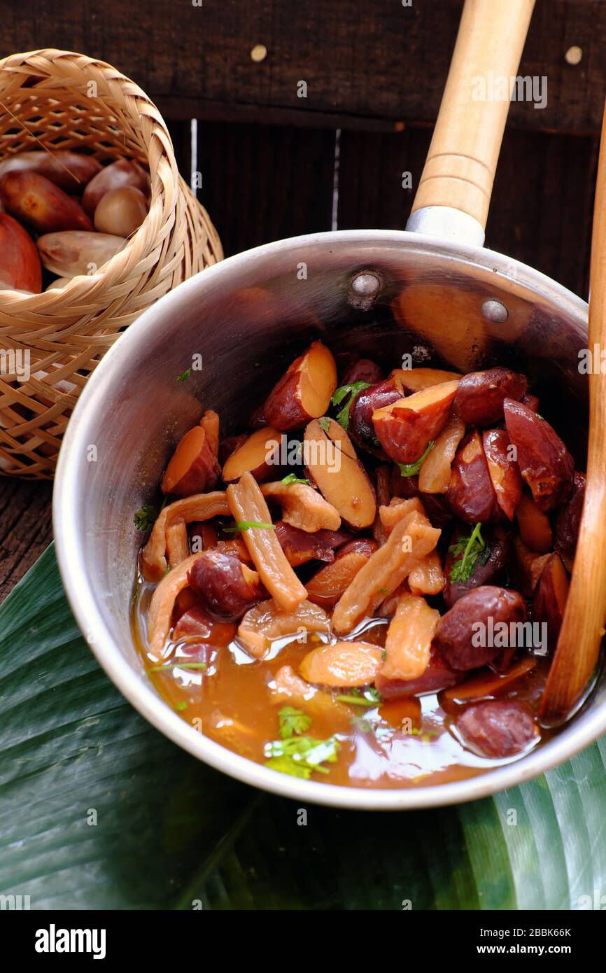 Jackfruit seeds hi-res stock photography and images - Alamy