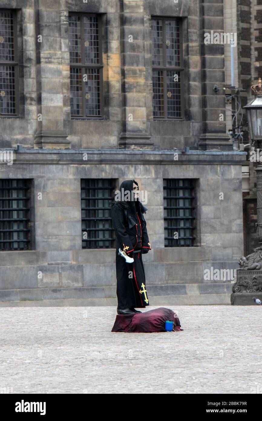 Statue Of Death Last Stand On The Dam At Amsterdam The Netherlands 2020 ...