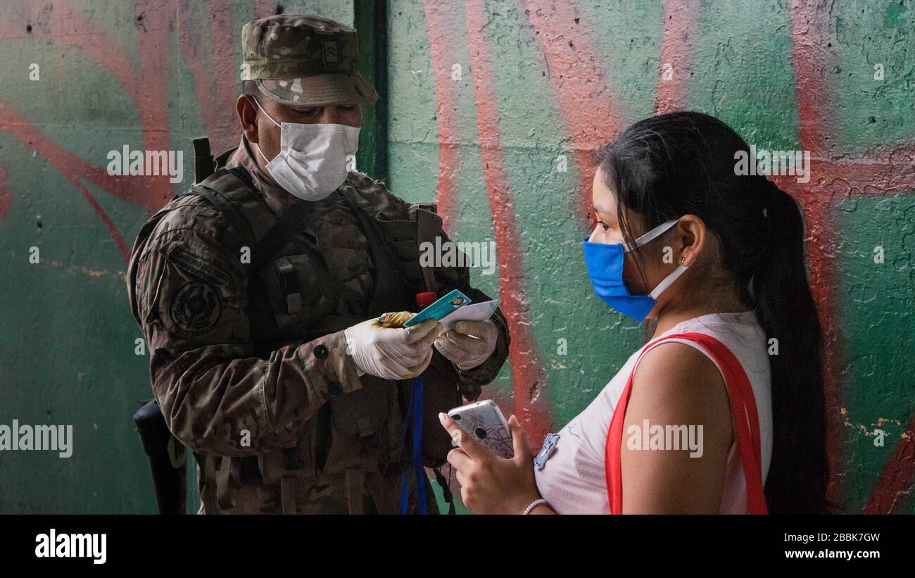Police woman lima peru hi-res stock photography and images - Alamy