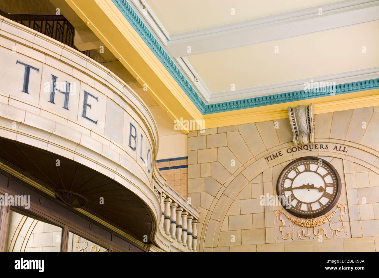 Block arcade hi-res stock photography and images - Alamy