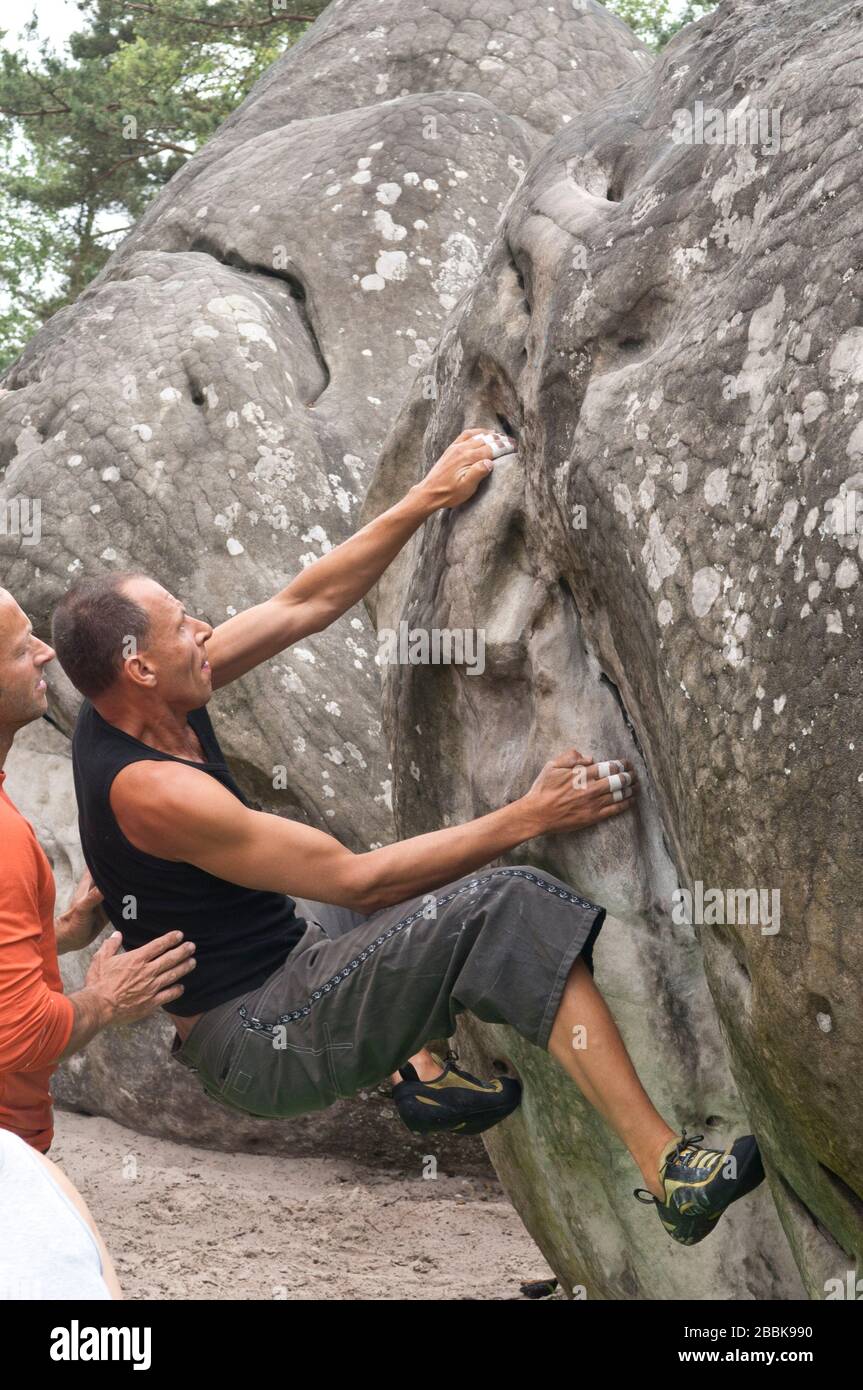 Fontainebleau forest france climb hi-res stock photography and images ...