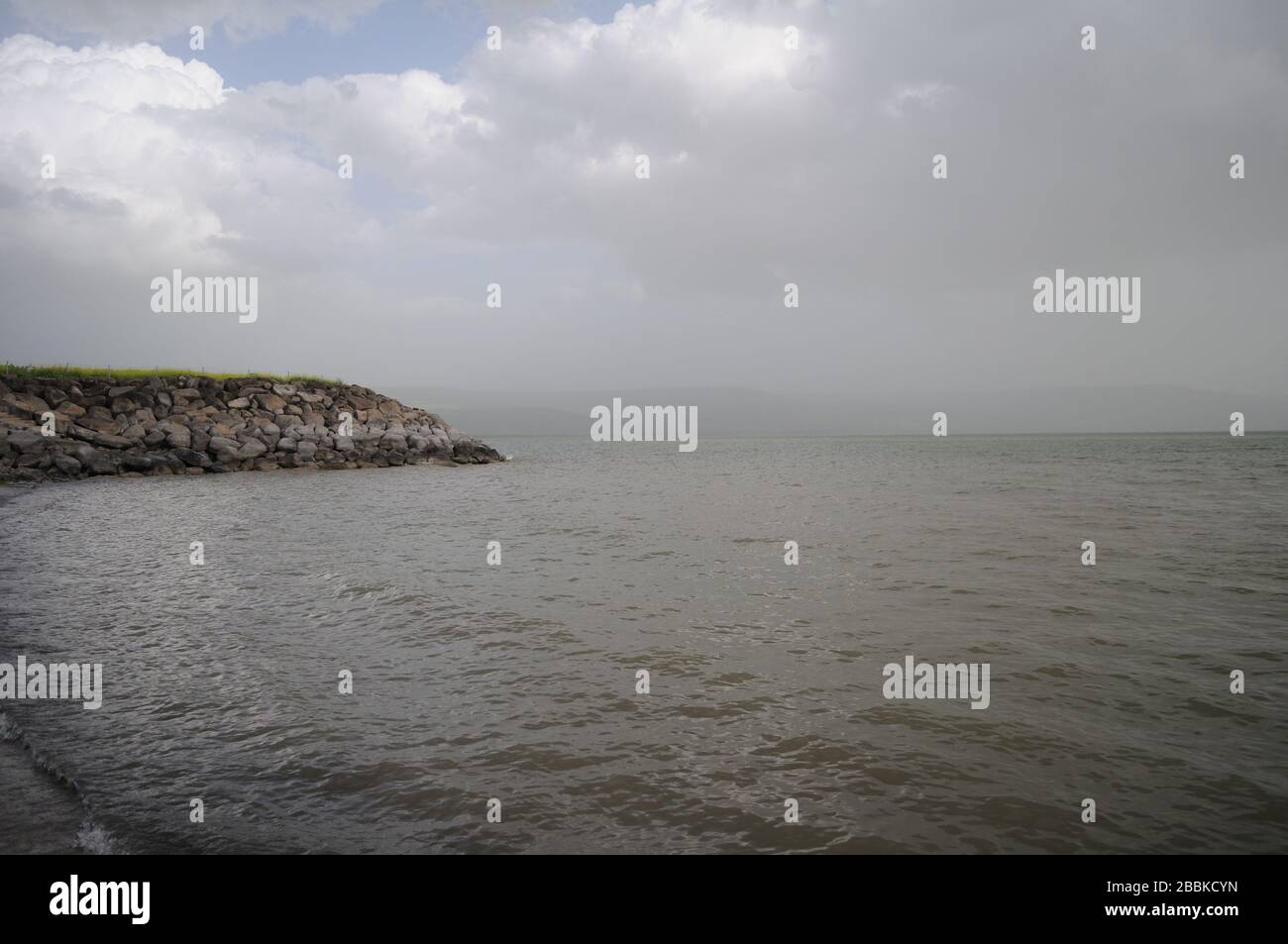 Lake water horizon landscape. Lake landscape Stock Photo - Alamy