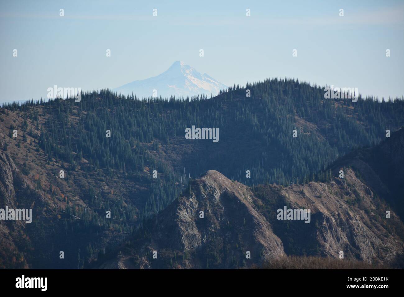 Mount Hood in Oregon seen in October from the Windy Ridge viewpoint ...