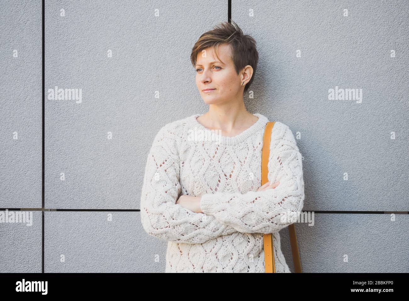 Outdoor full body portrait of young beautiful fashionable woman Stock ...