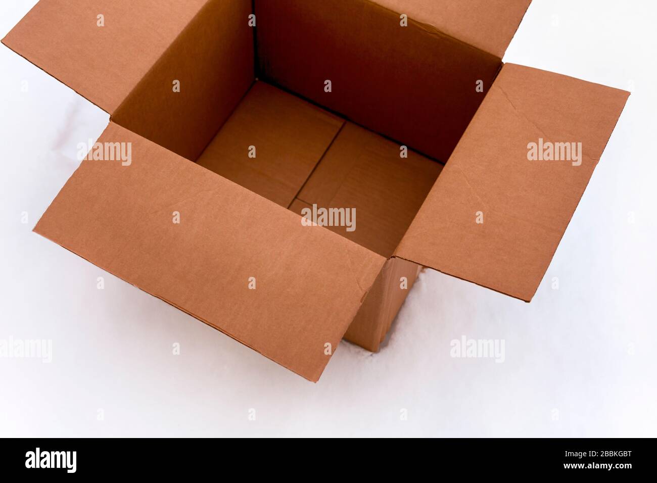 Cardboard snow hi-res stock photography and images - Alamy
