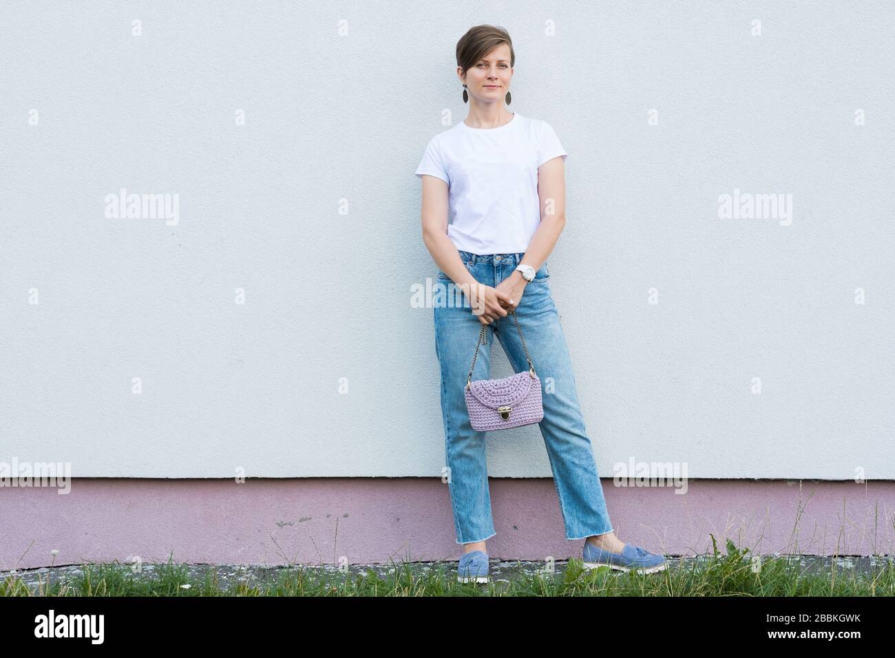 Outdoor full body portrait of young beautiful fashionable woman Stock ...