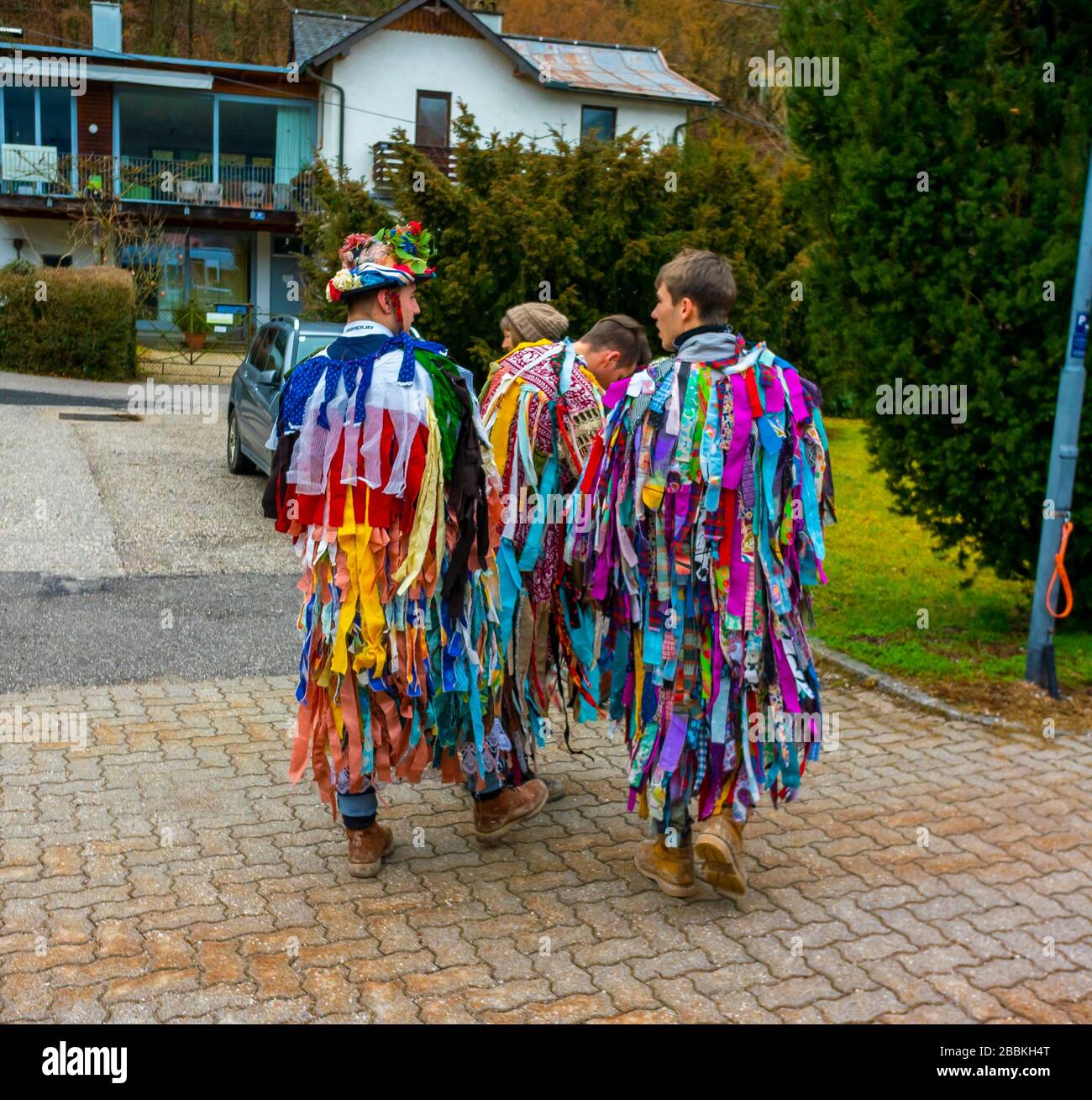 Austrian traditional costumes hi-res stock photography and images - Alamy