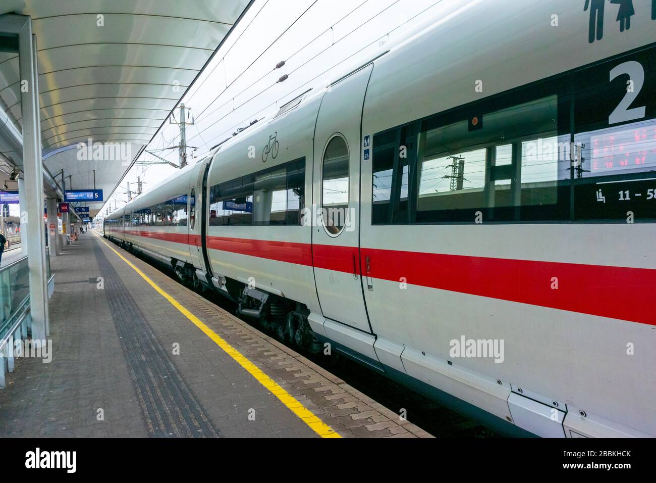 Vienna, Austria, Austrian Train in Station, metropolitan line trains ...