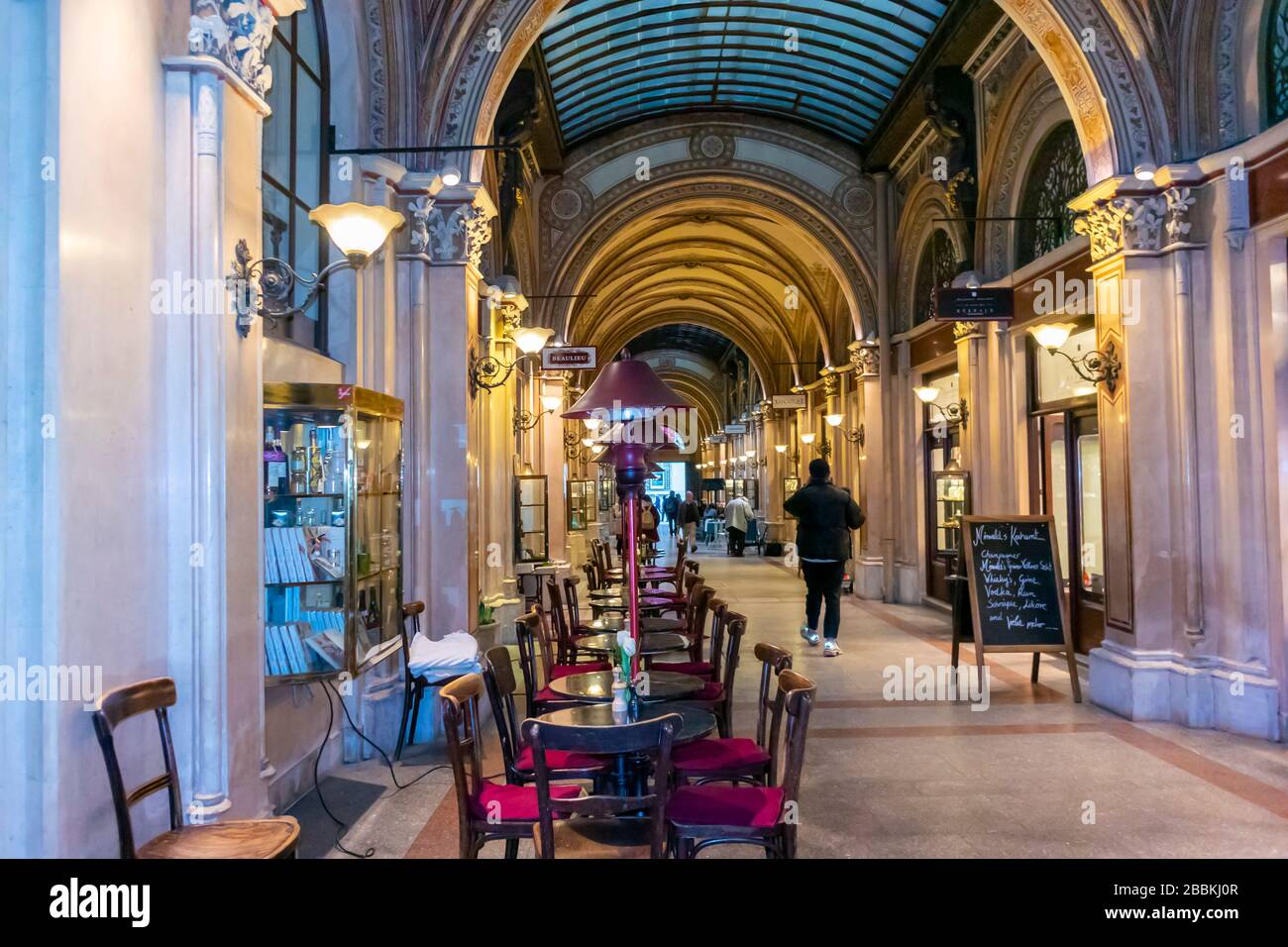 Urban tables inside interiors hi-res stock photography and images - Alamy