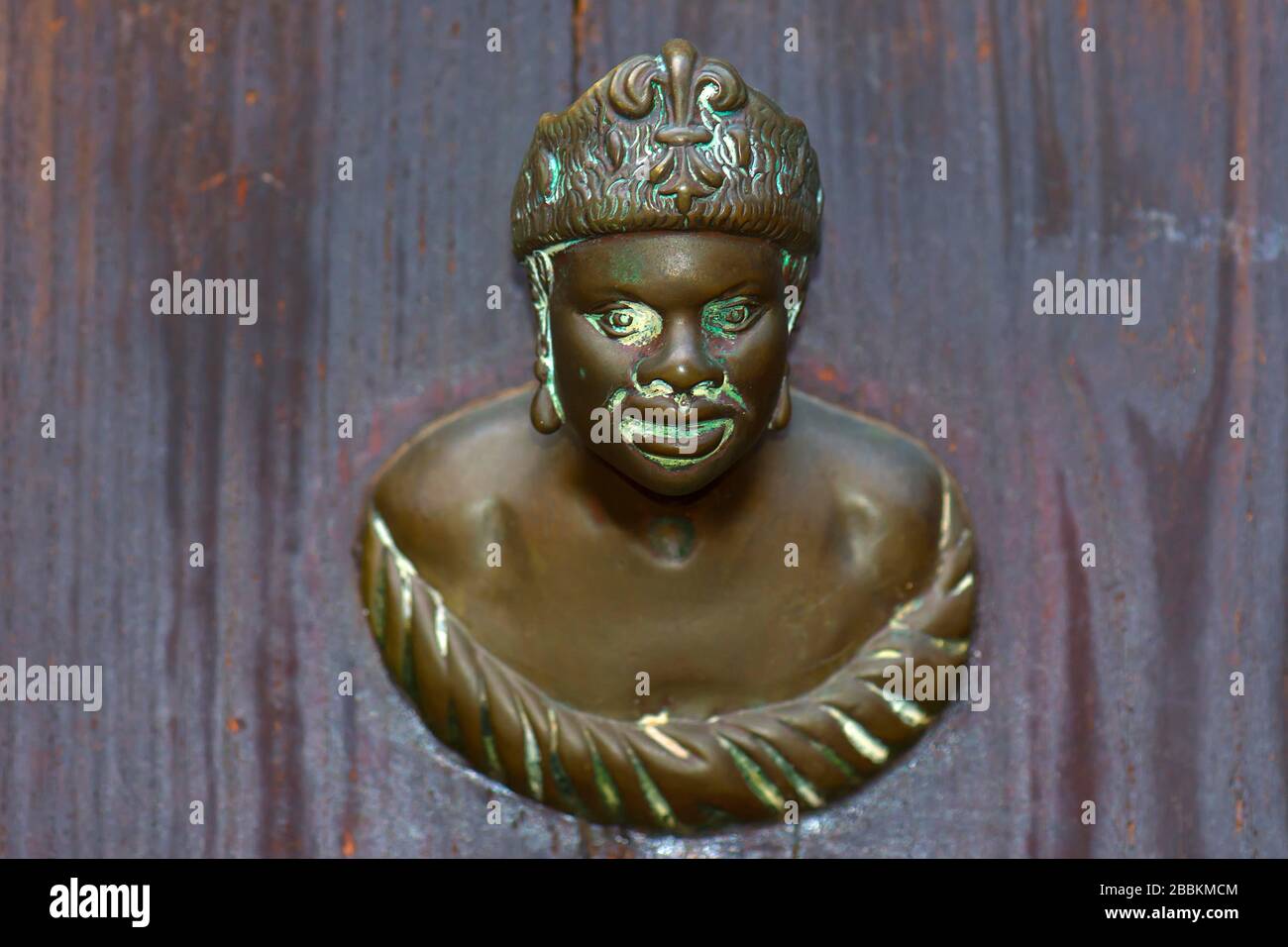 Bronze male figure hi-res stock photography and images - Alamy