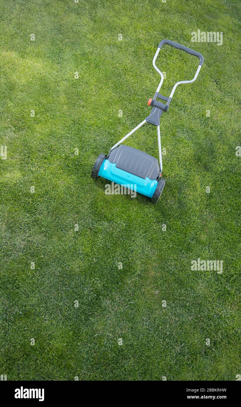Manual hand grass cutter hi-res stock photography and images - Alamy