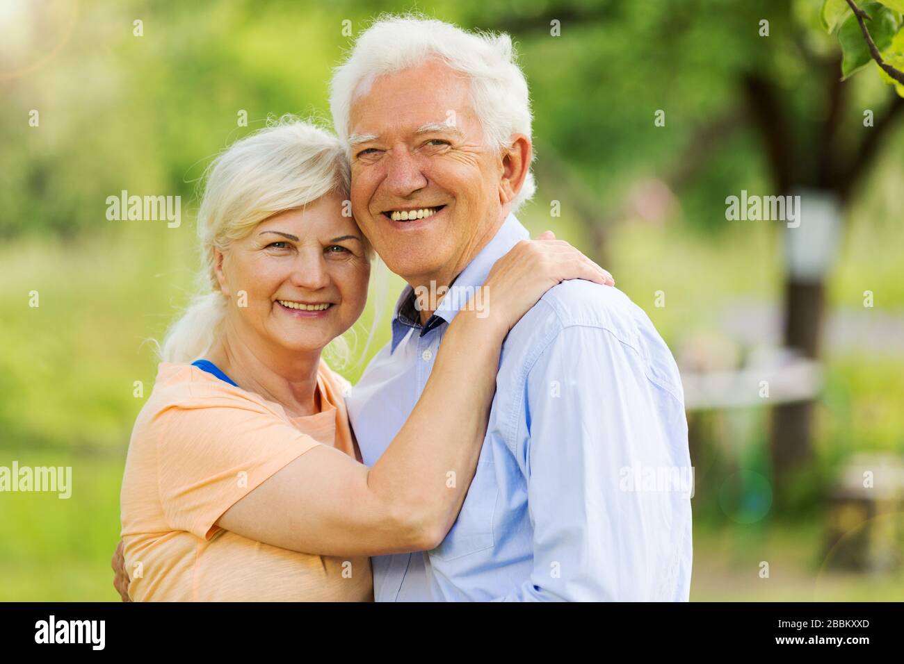 Elderly nature hi-res stock photography and images - Alamy