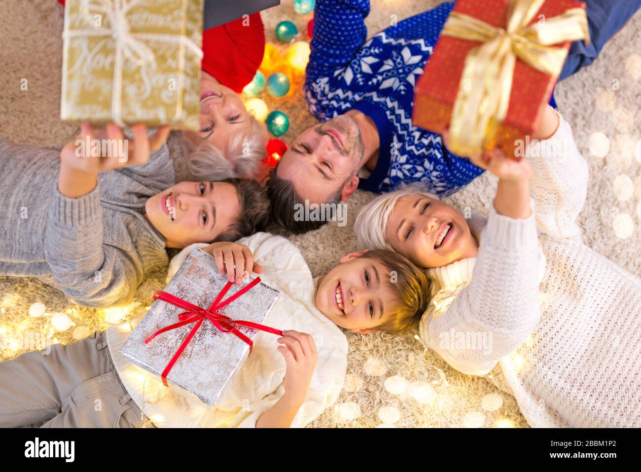 Family christmas tree hi-res stock photography and images - Alamy
