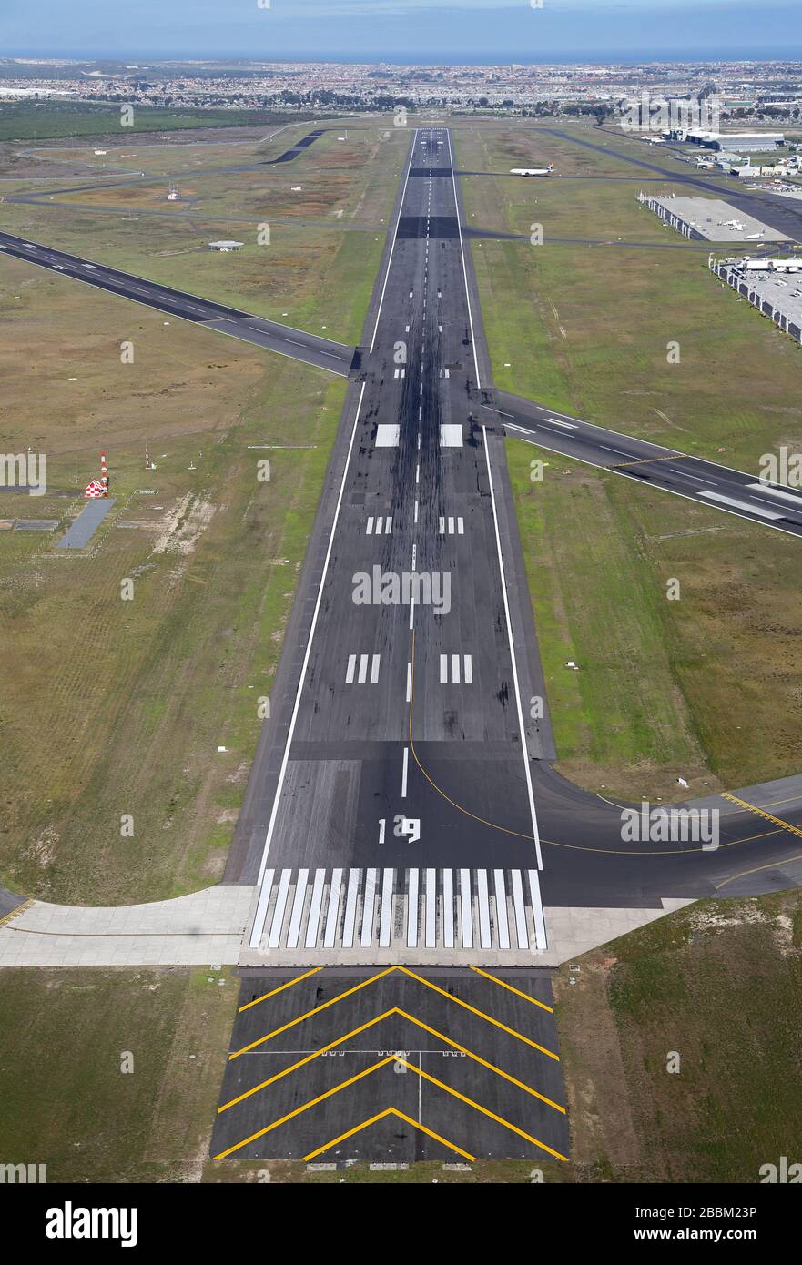 Aerial photo of airliner on the runway Stock Photo - Alamy