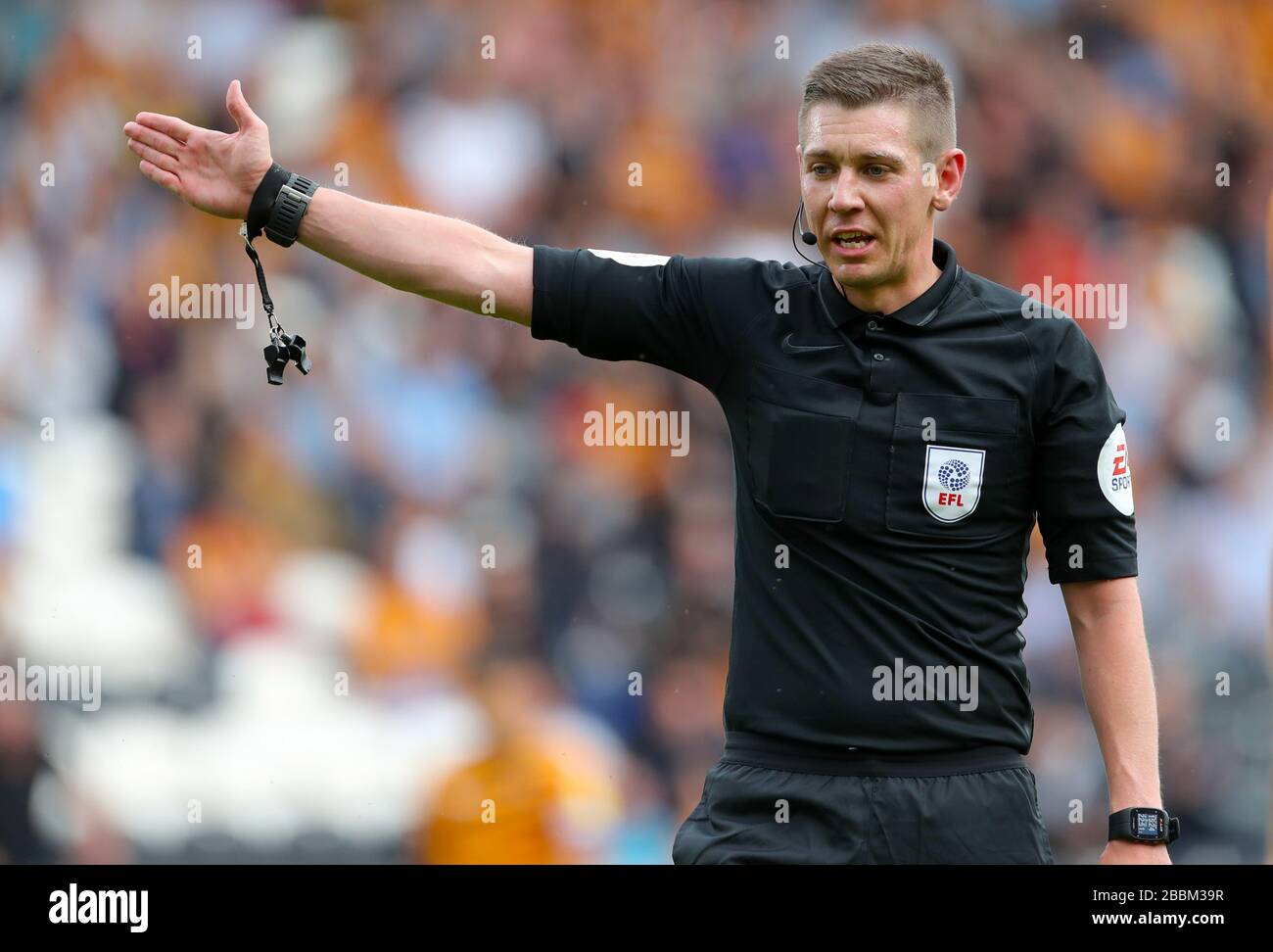 Referee Matthew Donohue Stock Photo - Alamy