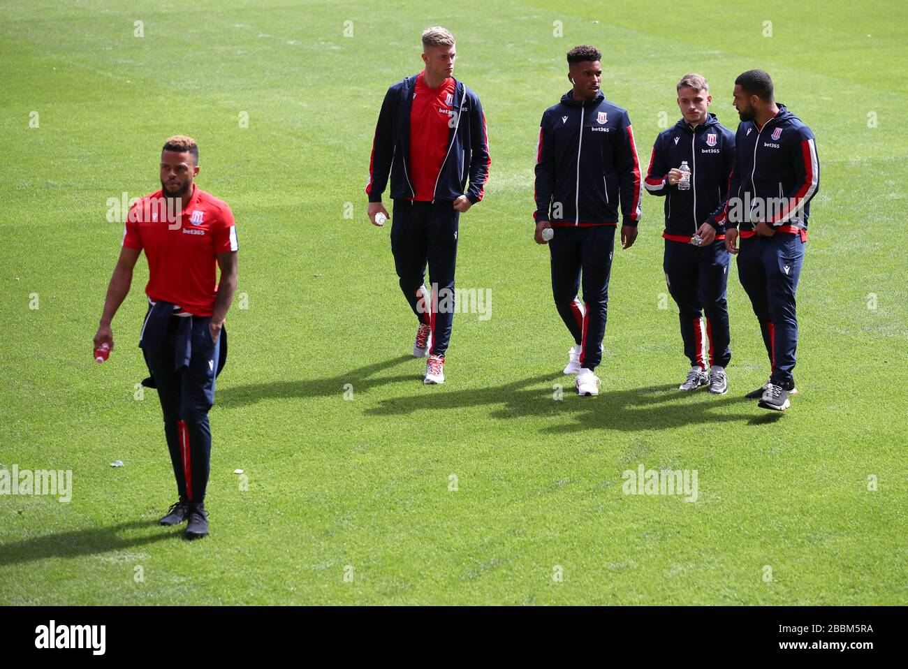 Picth hi-res stock photography and images - Alamy