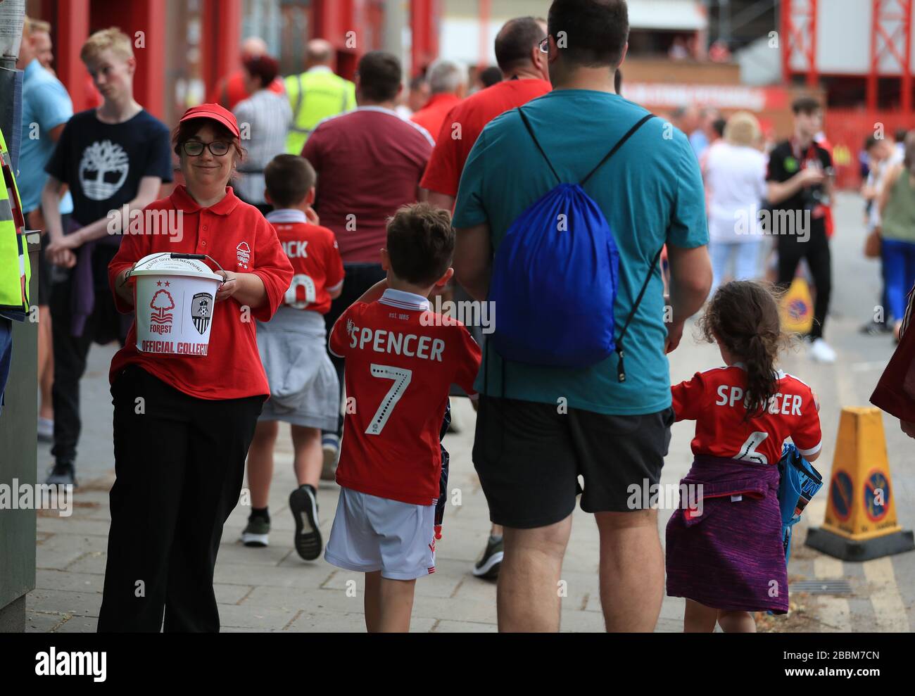 Nottingham Forest staff have a collection for staff at Notts County ...