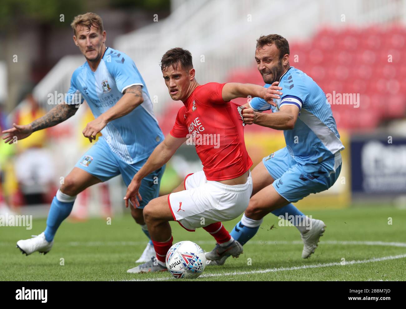 Swindon Town's Jerry Yates and Coventry City's Liam Kelly during the ...