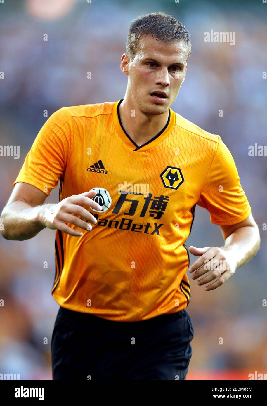 Wolverhampton Wanderers' Ryan Bennett Stock Photo - Alamy