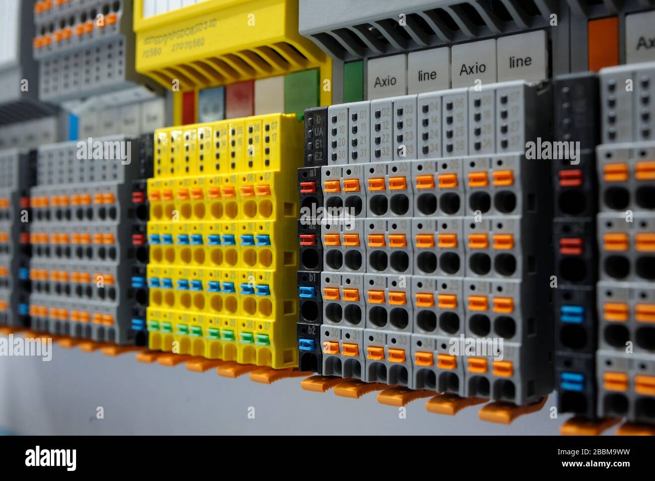 Terminal block hi-res stock photography and images - Alamy