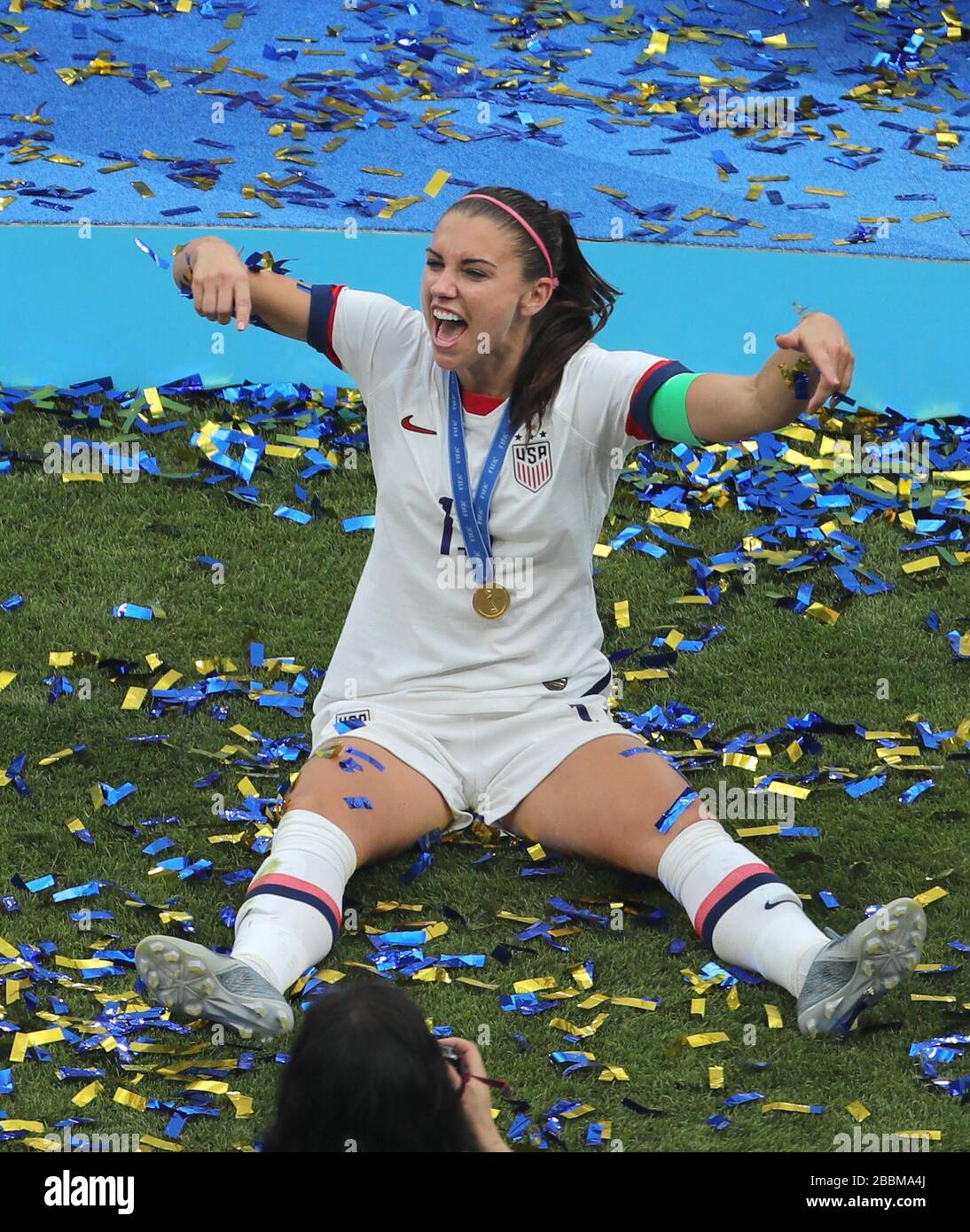 USA's Alex Morgan celebrates after winning the FIFA Women's World Cup ...