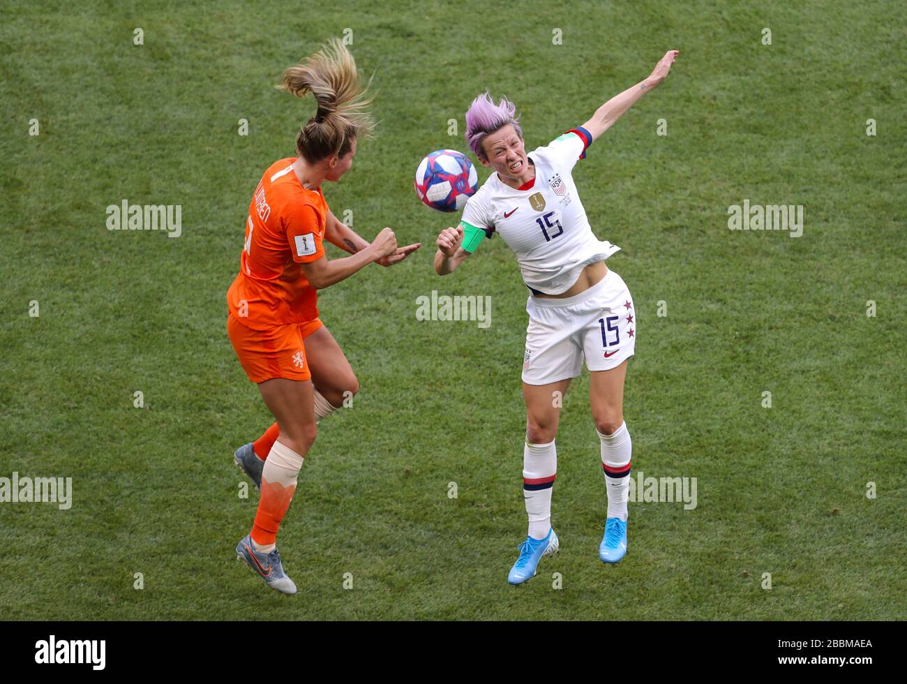 Netherlands' Desiree van Lunteren (left) and USA's Megan Rapinoe battle ...