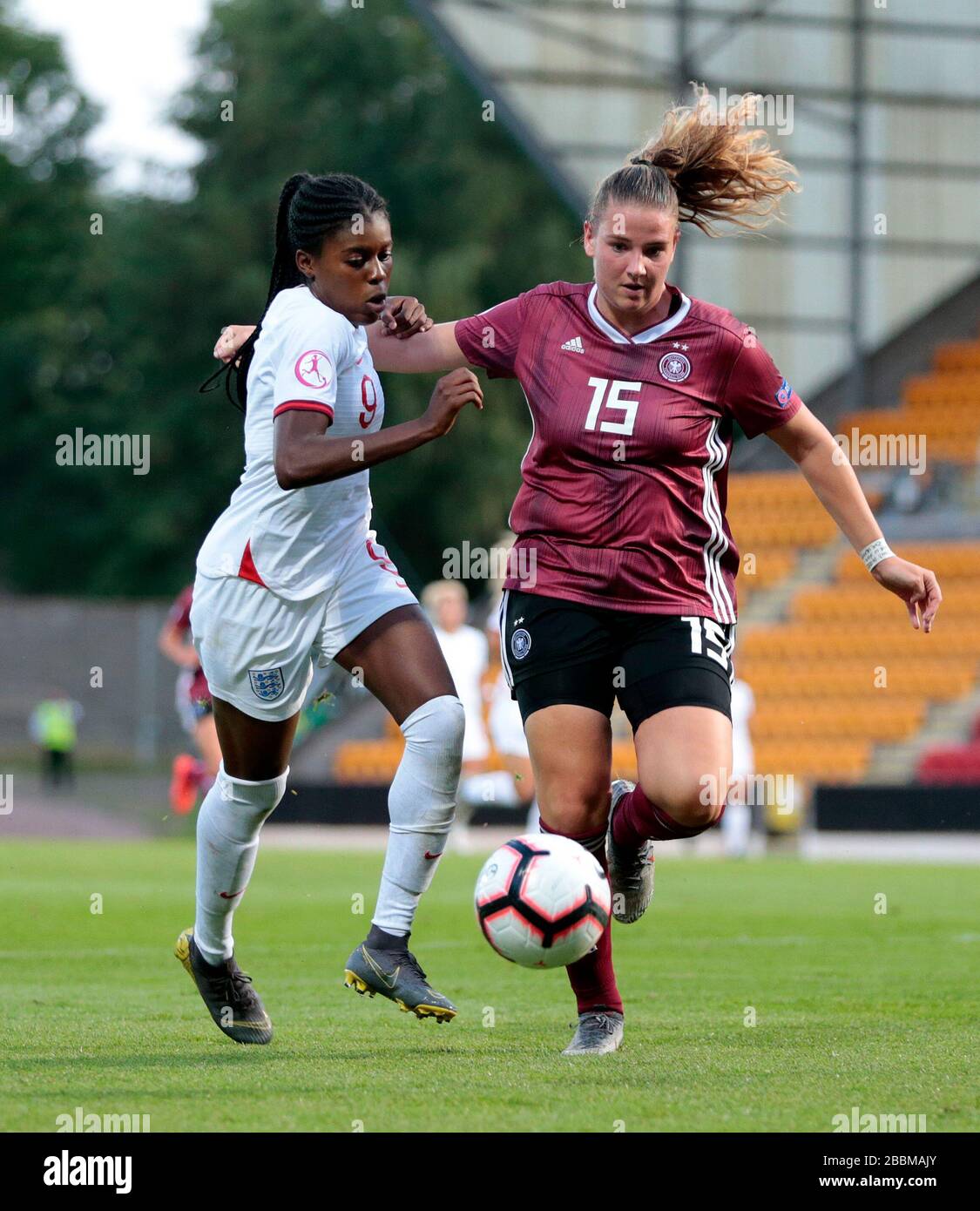 England's Jessica Naz (left) and Germany's Lisa Ebert (right) battle ...