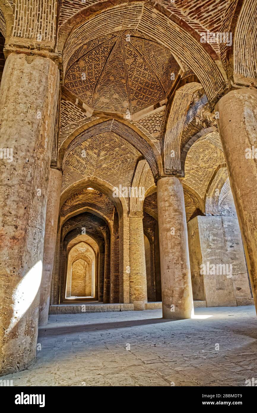 Isfahan Old Mosque interior Stock Photo - Alamy