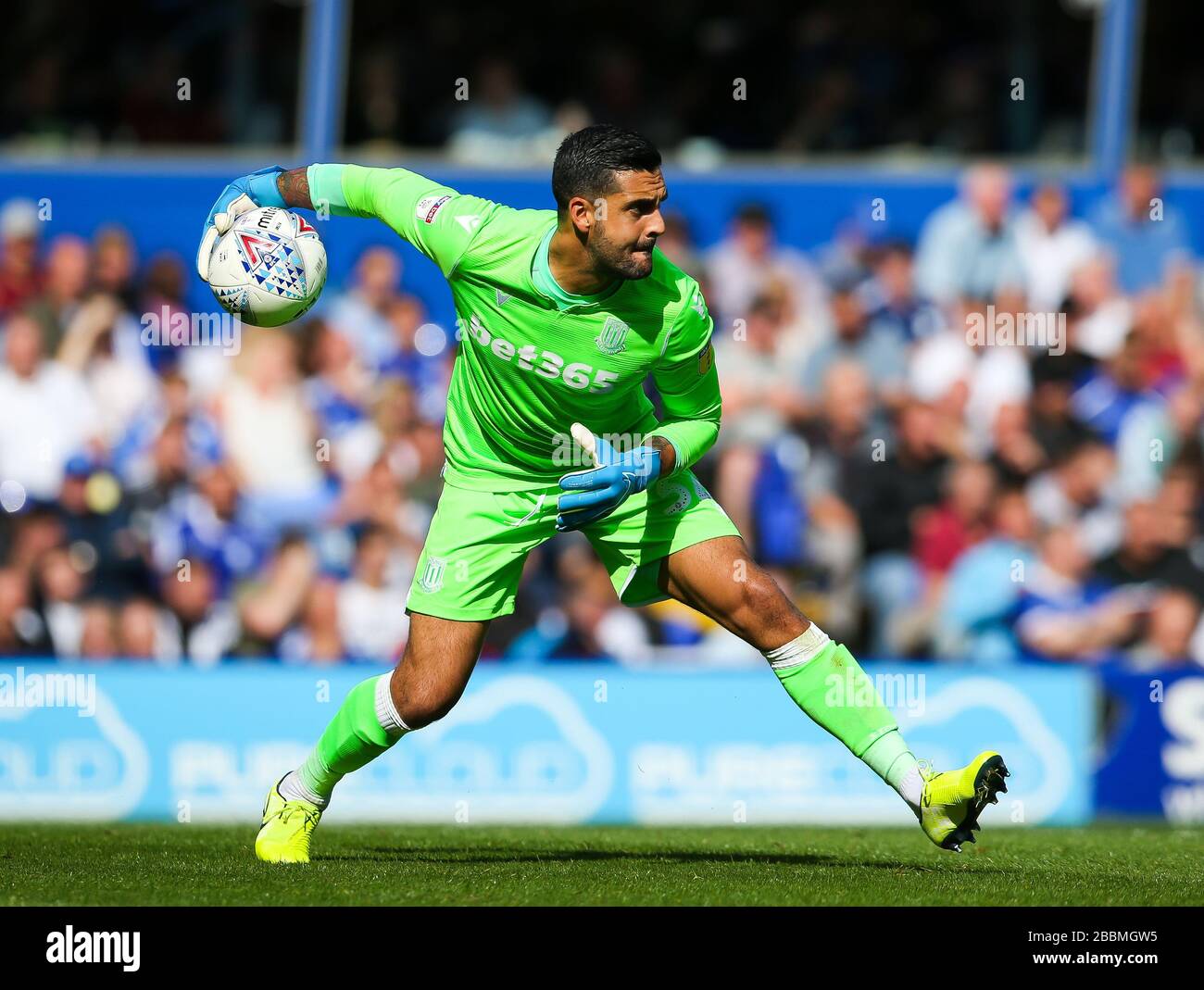 Stoke City goalkeeper Adam Federici during the Sky Bet Championship at ...