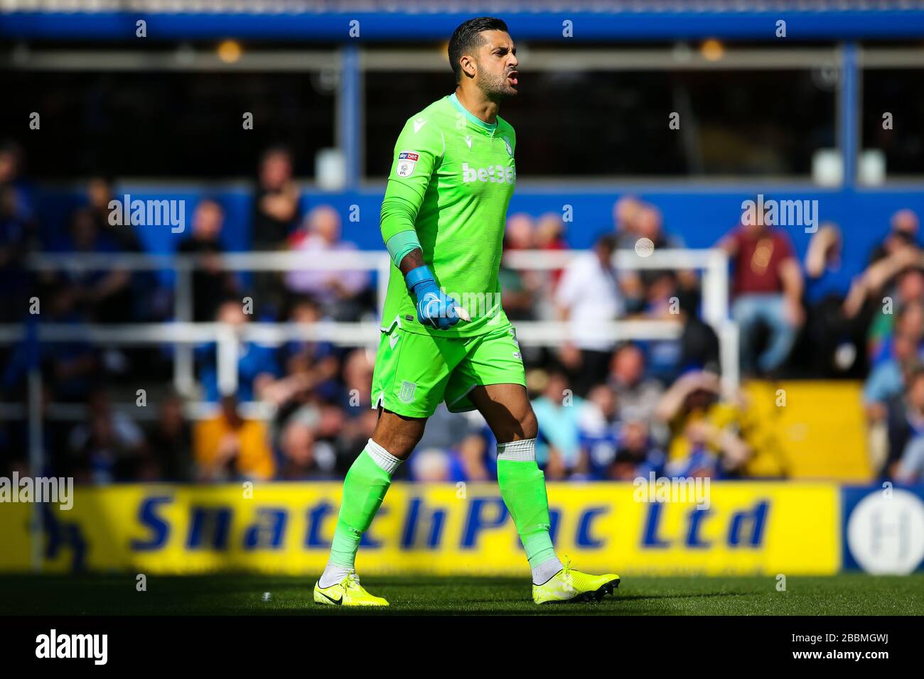 Stoke City goalkeeper Adam Federici during the Sky Bet Championship at ...