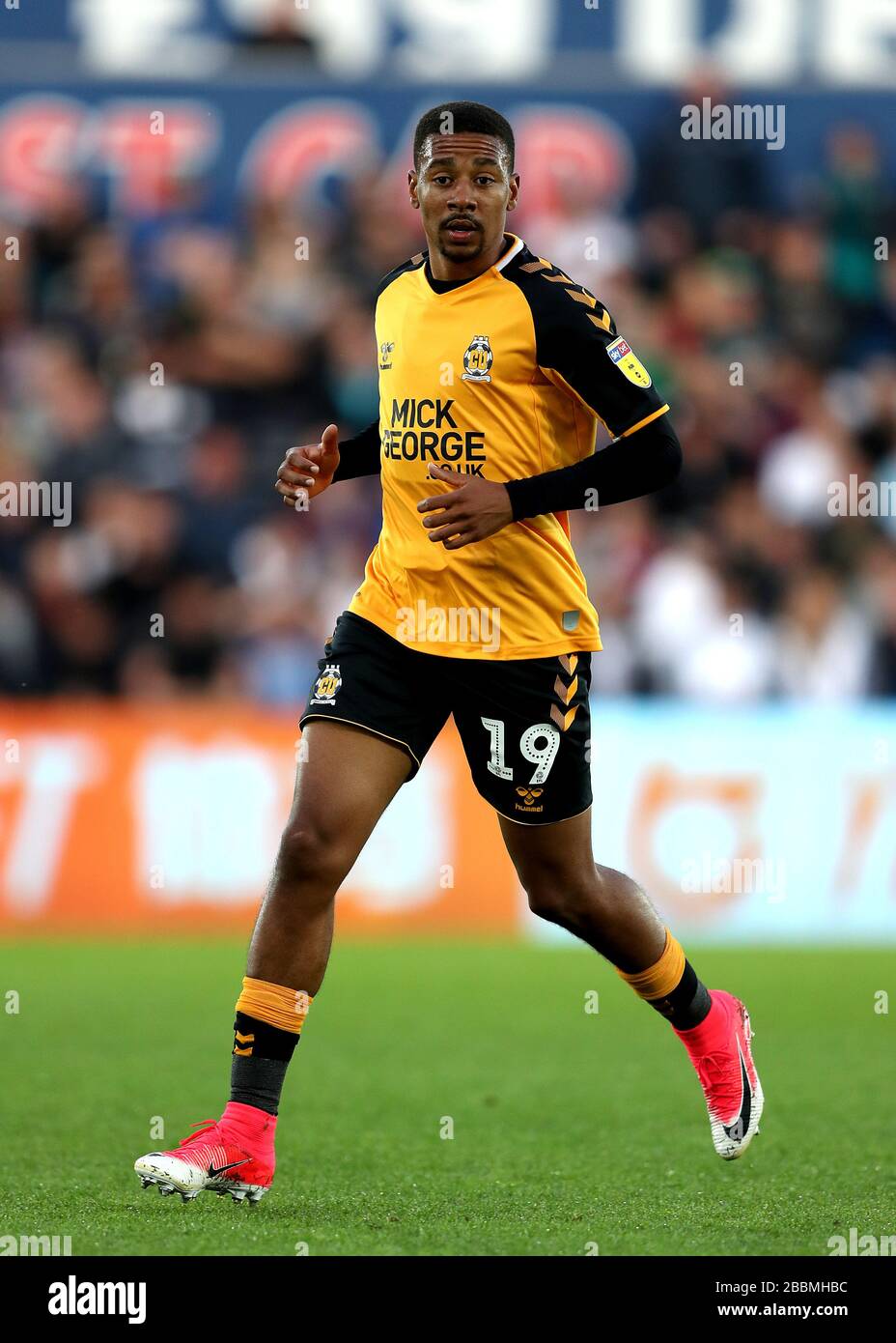 Cambridge United's Reggie Lambe Stock Photo - Alamy