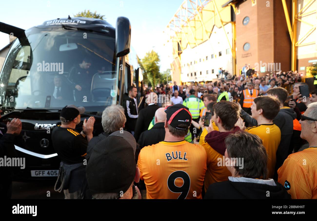 Wolverhampton Wanderers players arrive on the coach prior to the match ...