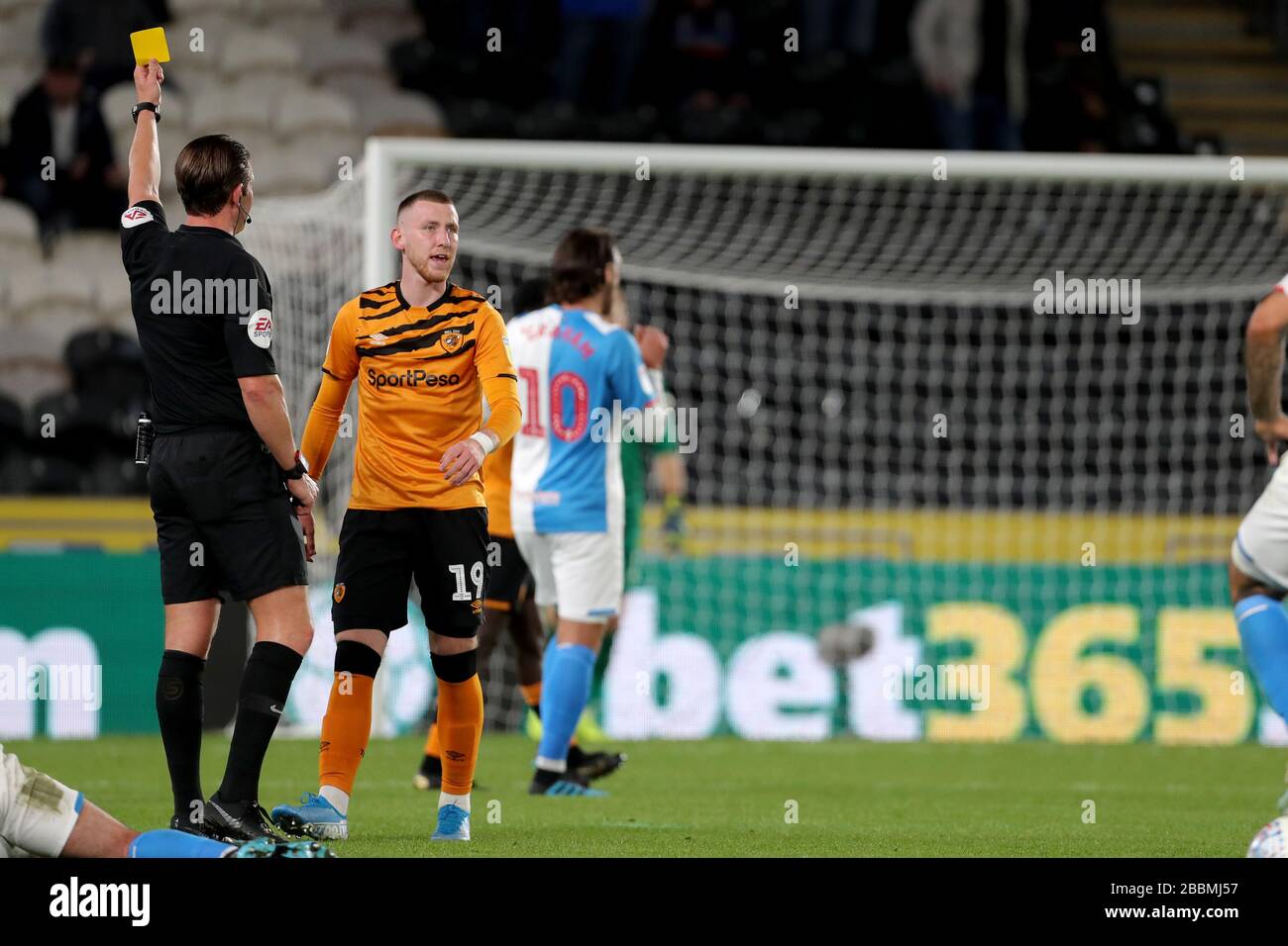 Match referee simpson hi-res stock photography and images - Alamy