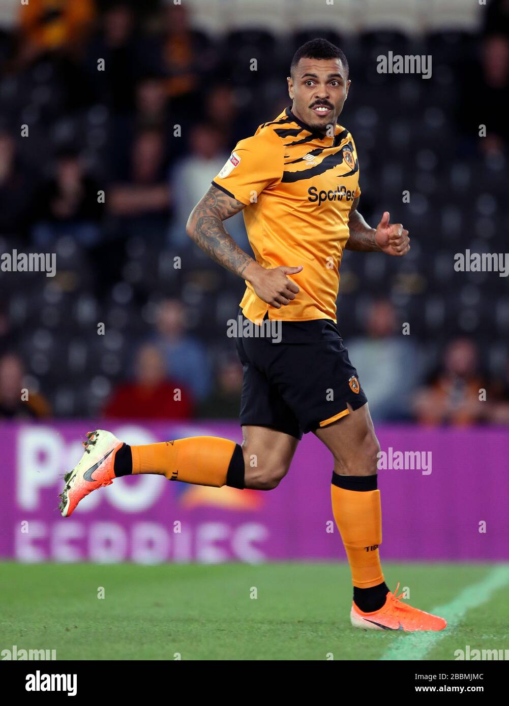 Josh magennis hull hi-res stock photography and images - Alamy