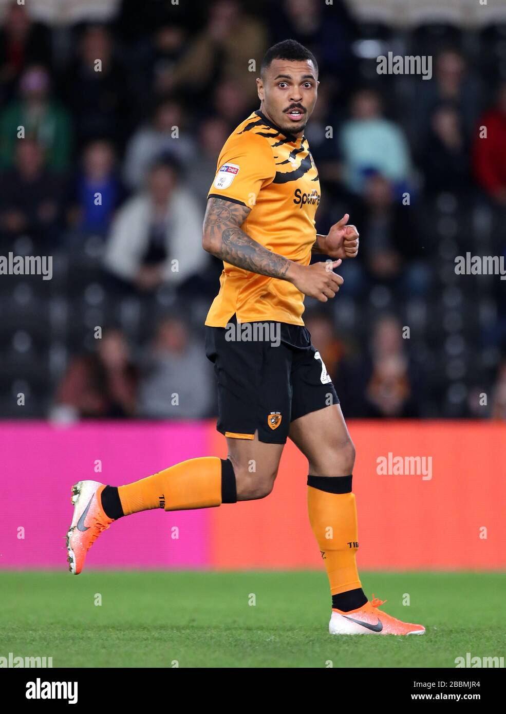 Josh magennis hull hi-res stock photography and images - Alamy