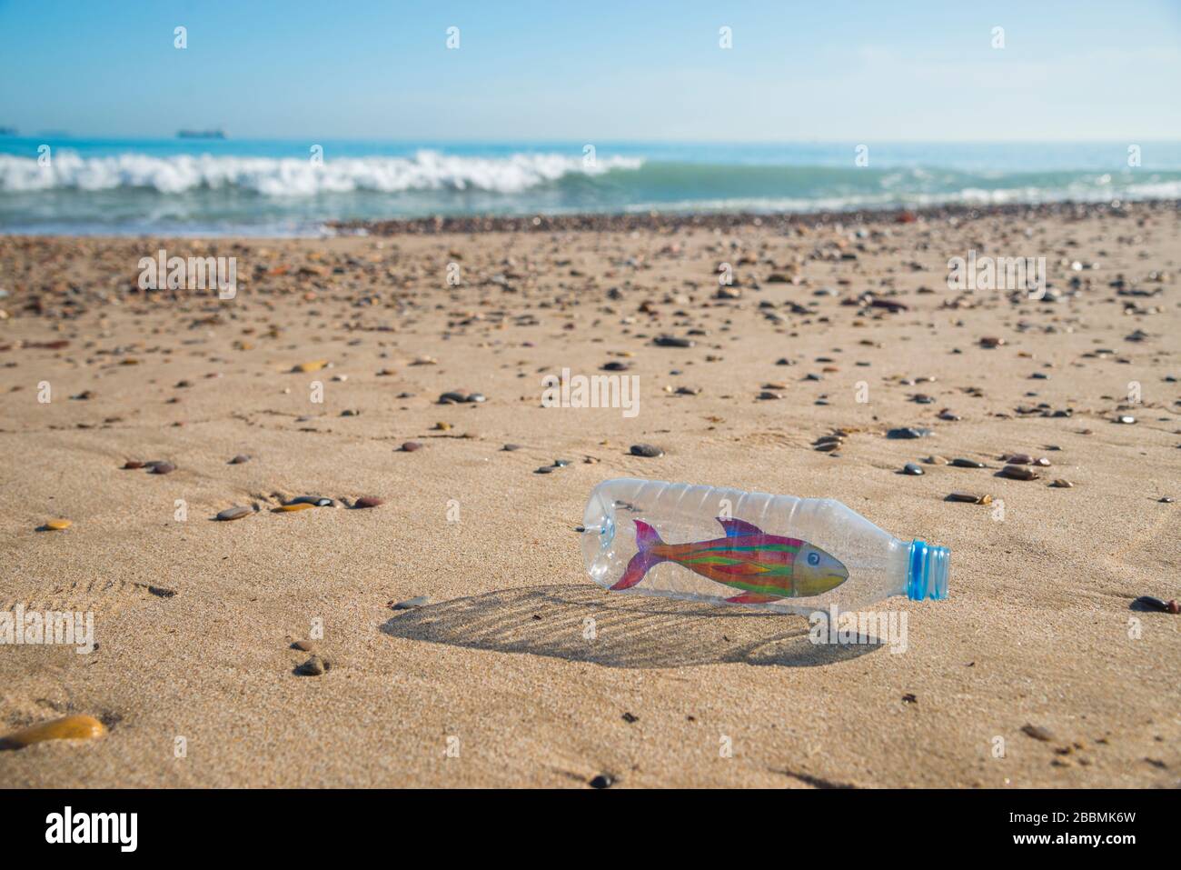 Food fish with plastic inside hi-res stock photography and images - Alamy