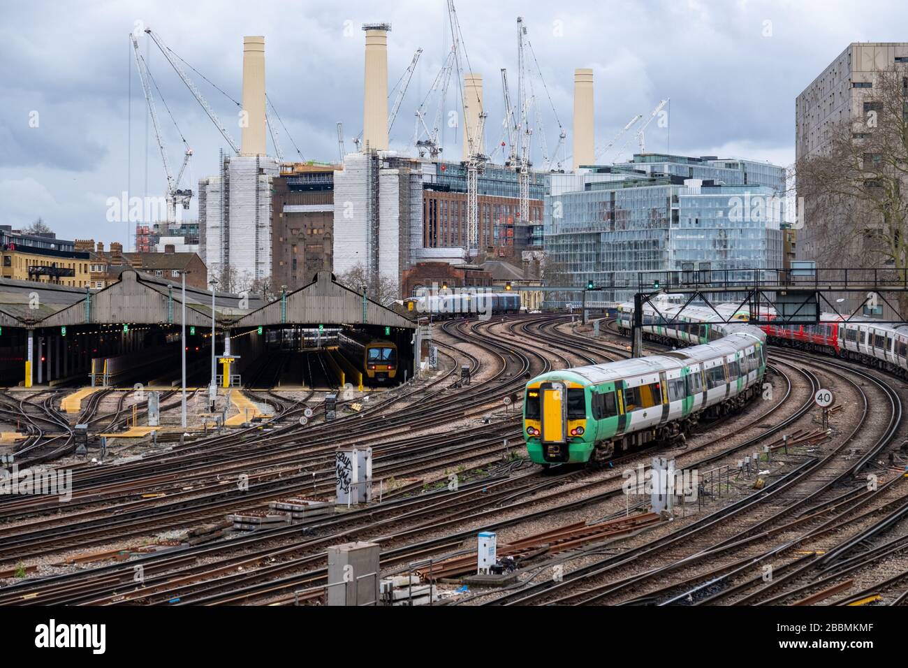 A Southern train arriving in to Victoria London Station with Battersea ...